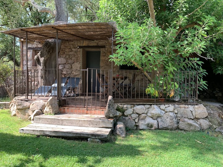 Jolie Maison De Charme En Pierre Pour 2 Pers - Porto-Vecchio