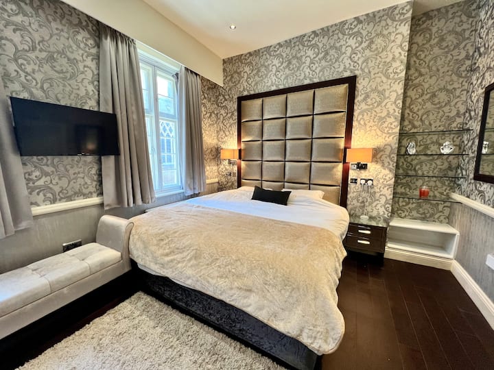 1 Bed/2 Bath Spacious Flat, Air Con, Marylebone - Marylebone