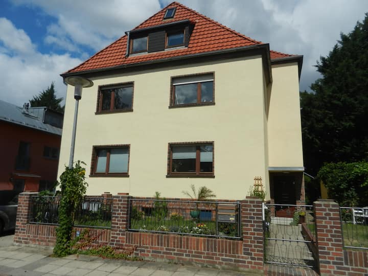 Wohnung Ii Im Dg, 2,5 Zi Mmer  In 2 Ebenen - Halle an der Saale