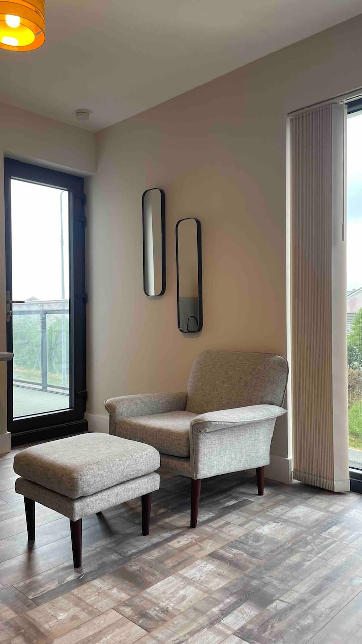 Knocknacarra -2 Bed, 2 Bath Apartment With Balcony - Galway