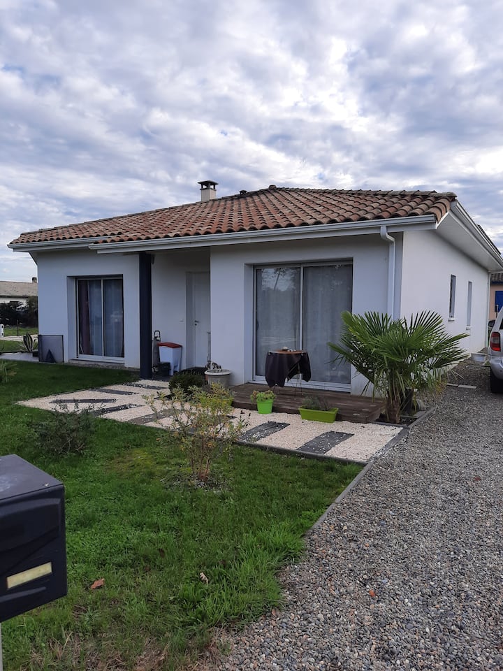 Pavillon 3 Chambres Avec Piscine - Saint-Sever