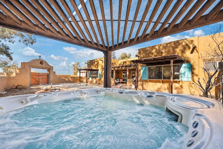 Private Western Ranch Close To Town•horses•hot Tub - Twentynine Palms, CA