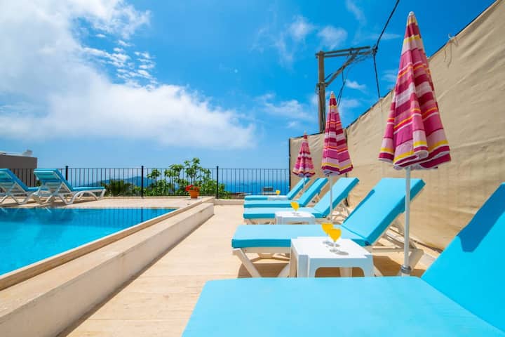 Kalkan ÖZel Havuzlu Villapansiyon - Kalkan