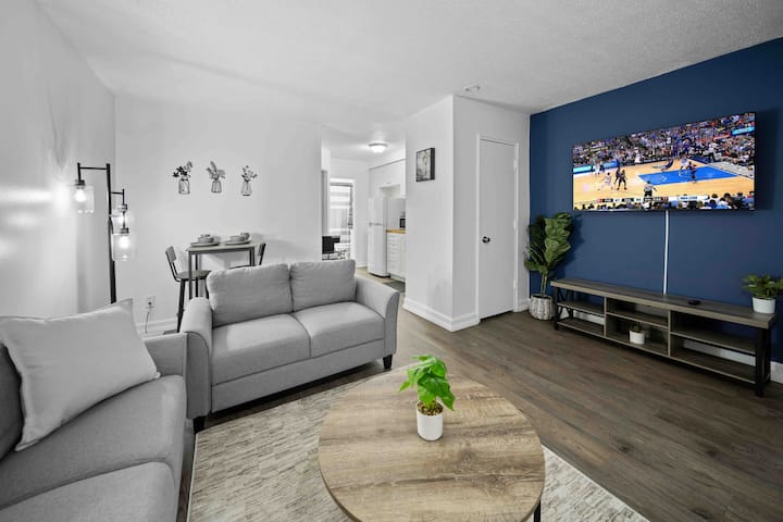 Cozy 1br Near Downtown Royal Oak & Detroit Zoo - Southfield, MI