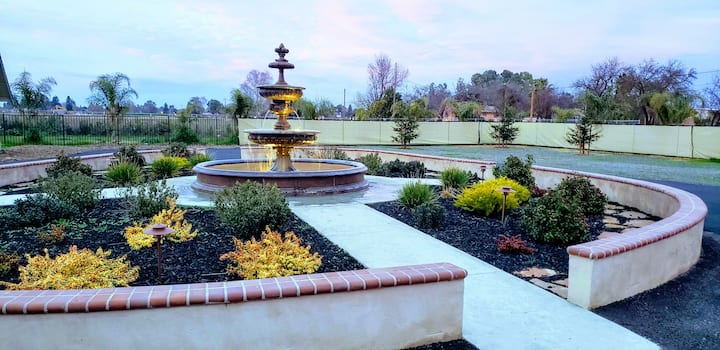 Zenithvilla | Xl For Intimate& A Carpe Diem Spirit - Vacaville, CA