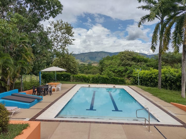 Finca De Recreo - Carmen de Apicalá