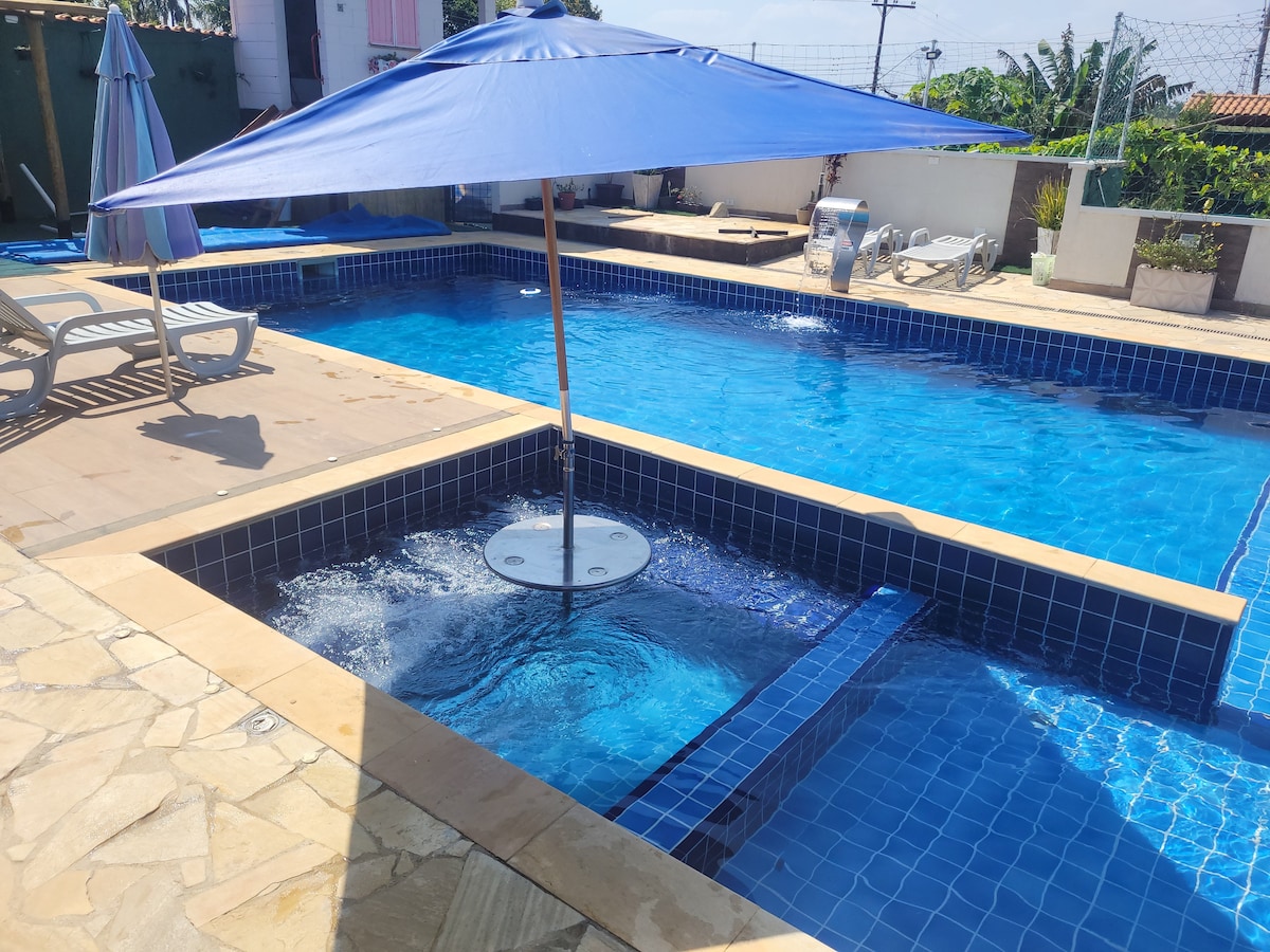 Chácara with heated pool 4 bedrooms p Club Méd - Cottages for Rent in ...