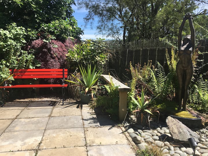 Private Studio Across Mercy Hospital In Maori Hill - Dunedin