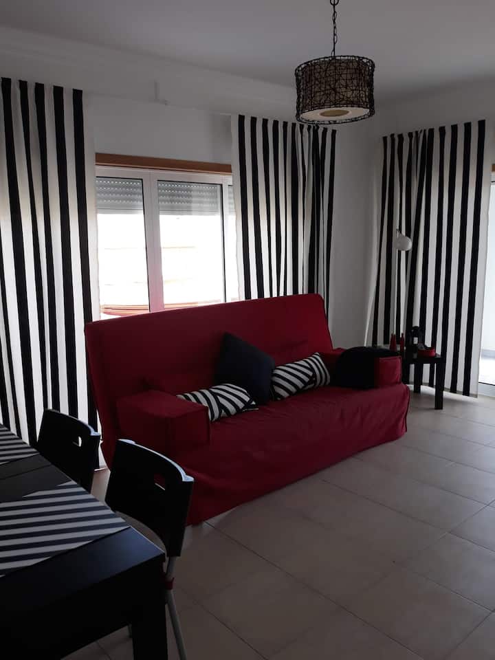 Portimão A 5min Praia Da Rocha T1 Com Piscina - Portimão