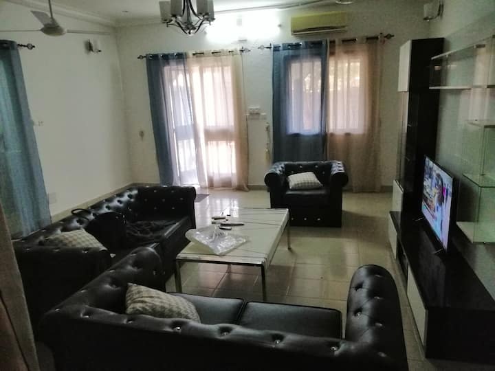 Un Cadre Idéal Pour Vos Séjours - Ouagadougou