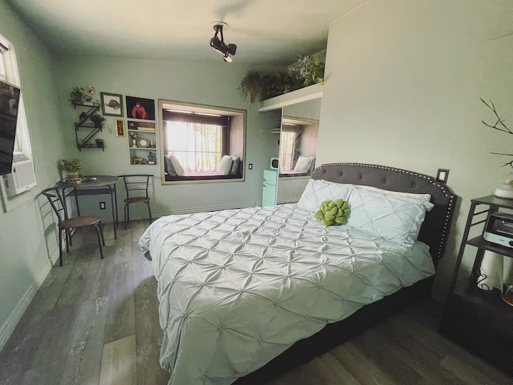 🌿Cozy Bedroom/unique Bathroom/separate Entrance🌿 - Orange County, CA