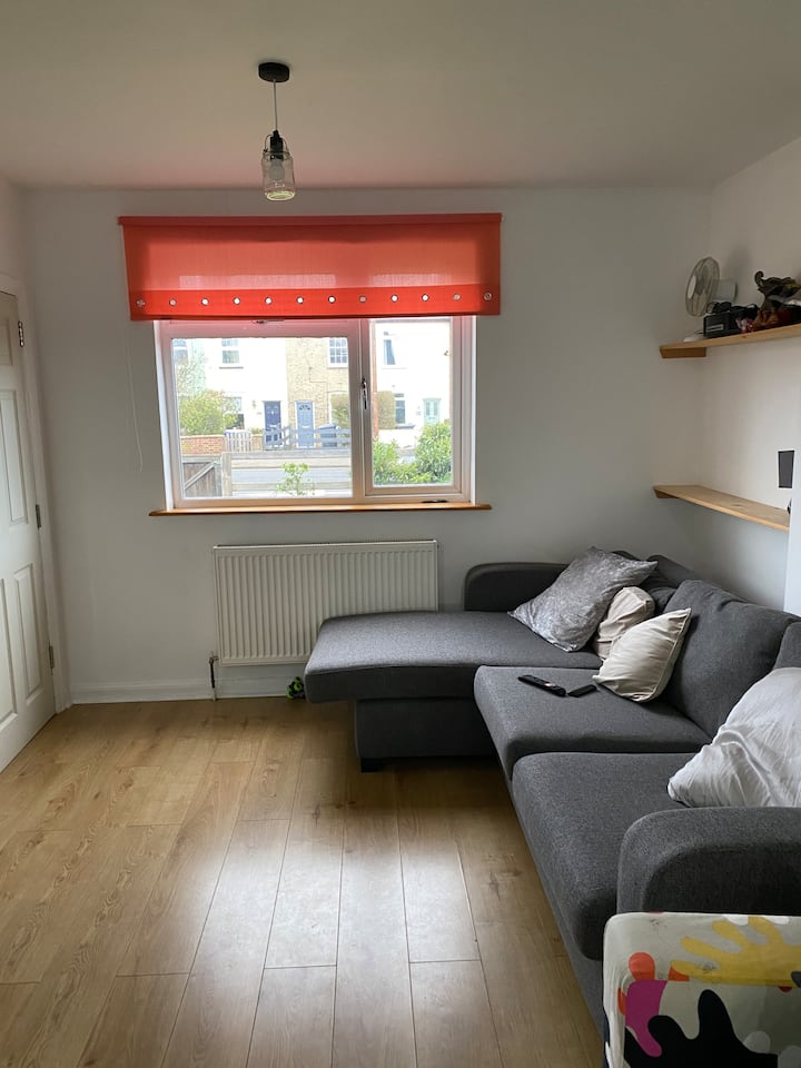 Cozy Outside Cabin - Newmarket - Newmarket, UK