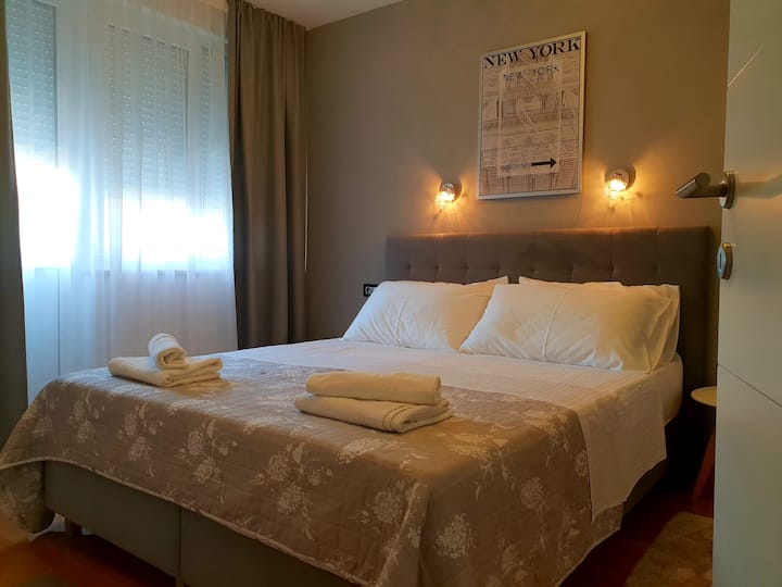 Good Things Apartment, Ac, Wifi,free Parking - Split