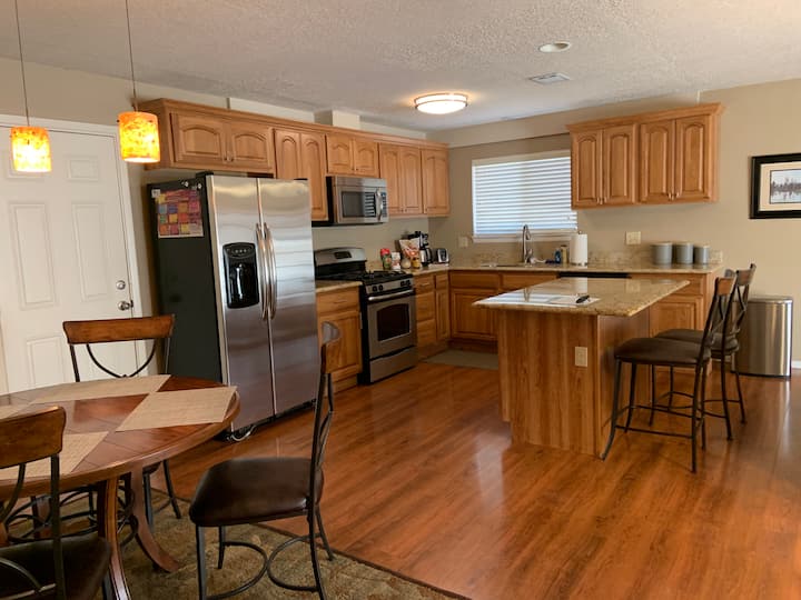 Affordable Elegance - Mountain View For Six People - Albuquerque, NM