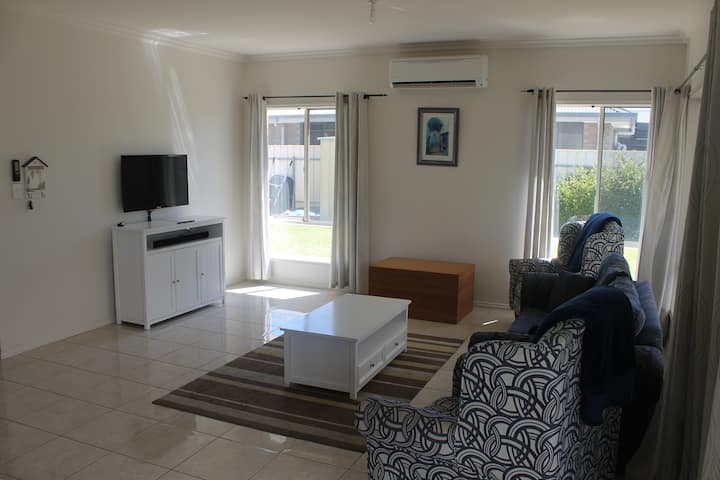 Pebbles Cottage At Normanville - South Australia