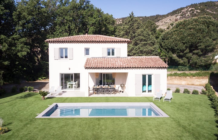 Magnifique Villa Climatisée, Vue Et Piscine - Le Plan-de-la-Tour