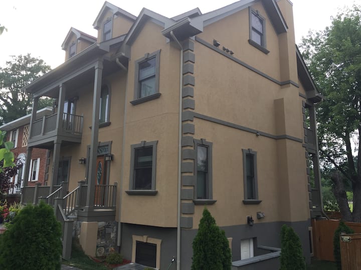 New 2 Bedroom Apt, Minutes To Washington D.c. - Alexandria, VA