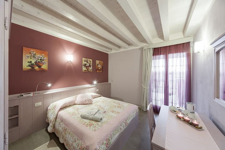 B&b Corte San Michele Desenzano Del Garda - Desenzano del Garda