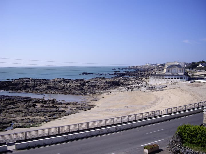 Face Mer 50m2 Traversant Ascenseur Et Garage - La Turballe