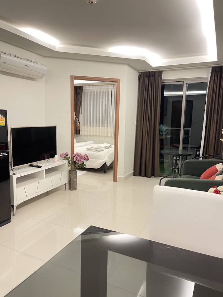 Club Rayal Pattaya D102 - Pattaya City