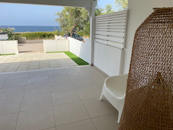 Villino Fronte Mare 4 Posti Letto Ed 1 Posto Auto - Ugento