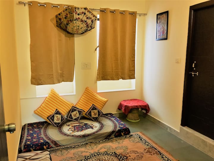 Enjoy! Udaipur Homestay By Hari & Pari - Room 3 - Udaipur