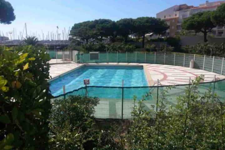 Studio - Piscine, Proche De La Plage Et Du Port - Agde
