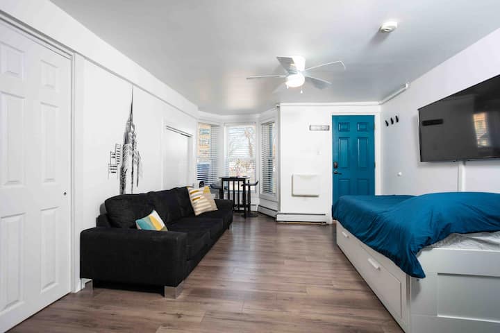 Cozy & Private Studio 20 Min Away From Manhattan - Hoboken, NJ