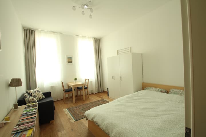 Clean&cosy Flat Near Center! Direct Metro To Opera - Vienna