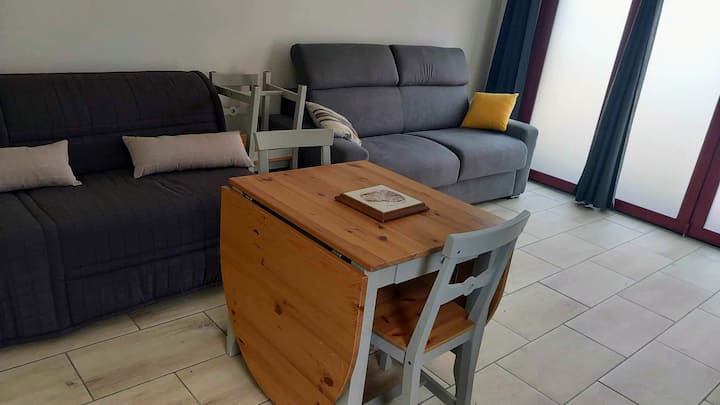 Maisonnette Cosy Avec Jacuzzi - Cantal