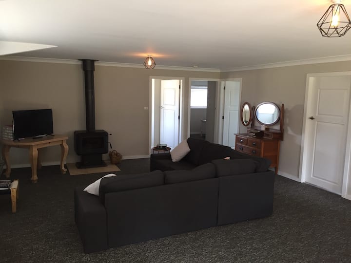 6 Best Cabins Near Orange, New South Wales, Australia - Updated 2025 ...