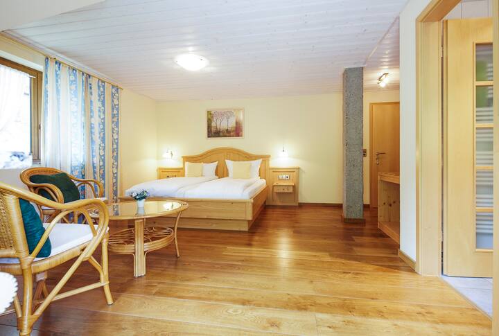 Gasthaus Felsenstüble, (St. Märgen), Doppelzimmer, 30qm, Max. 3 Personen - Titisee-Neustadt