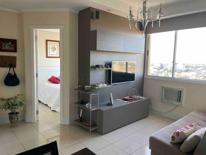 Apto Em Condomínio Encantador Com Piscina - Porto Alegre