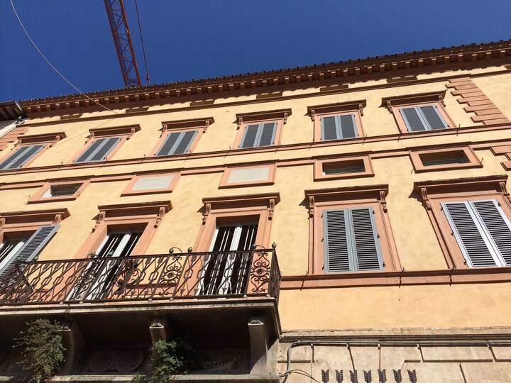 Moderner Komfort In Historischem Palast - Foligno