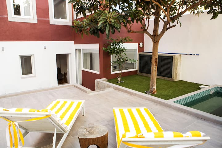 Appartement De 2 Chambres Avec Piscine, Près Du Jardim Da Estrela - Lisboa