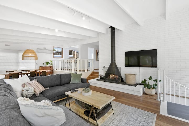 The Nest - Walk To The Beach, Wander To The Falls - Lorne