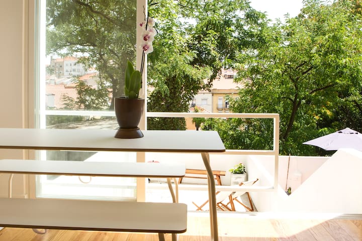 Appartement De 2 Chambres Avec Terrasse, Graça - Ajuda