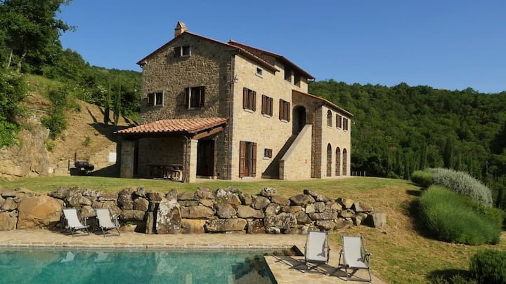 Landhuis Met Uitzicht Op Het Zwembad En Een Prachtig - Passignano sul Trasimeno