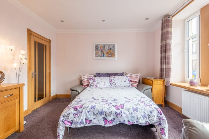 City Centre Apartment Close To River Ness - Inverness