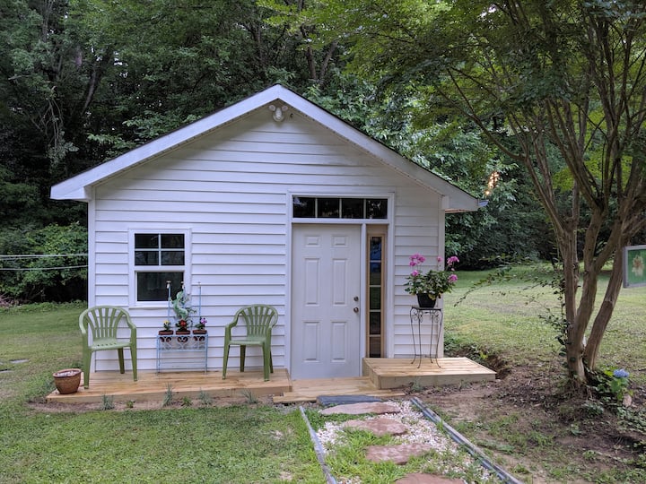 Quaint Nature House Near Duke/downtown - Durham, NC