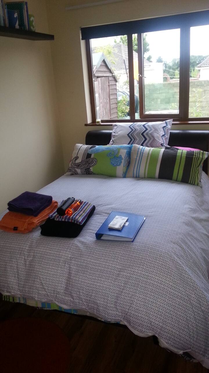 Cozy Double Room Near Dublin Airport/city - Donabate