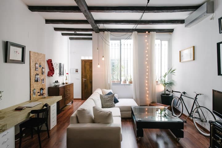 Unique, Quiet, Stylish Apt In The Heart Of Seville - Sevilla