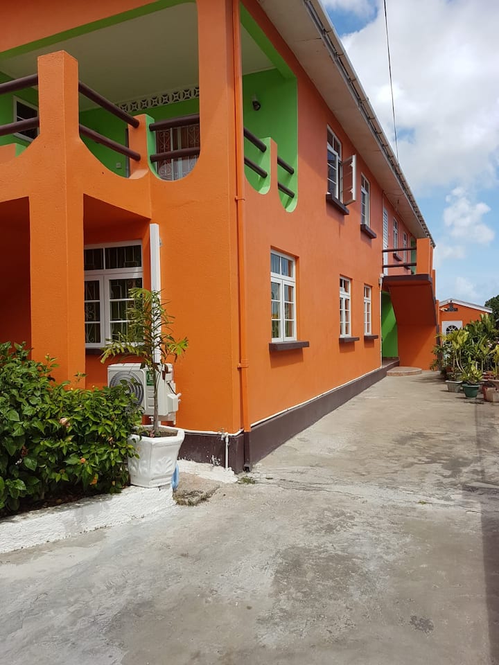 Friendly Home - Barbados