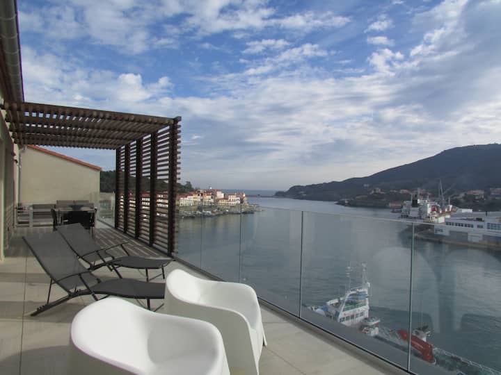 Penthouse De 100 M2 Vue Mer Et Port Sans Ascenseur - Cerbère