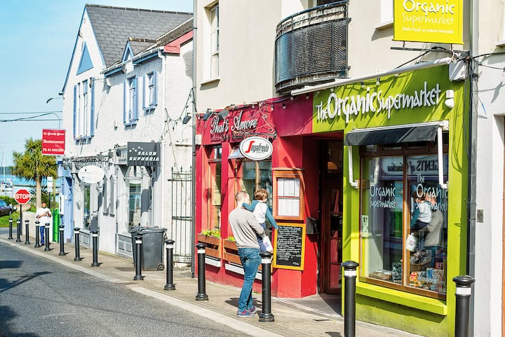 Spacious 2 Bed House Malahide. Airport Transfer* - Malahide