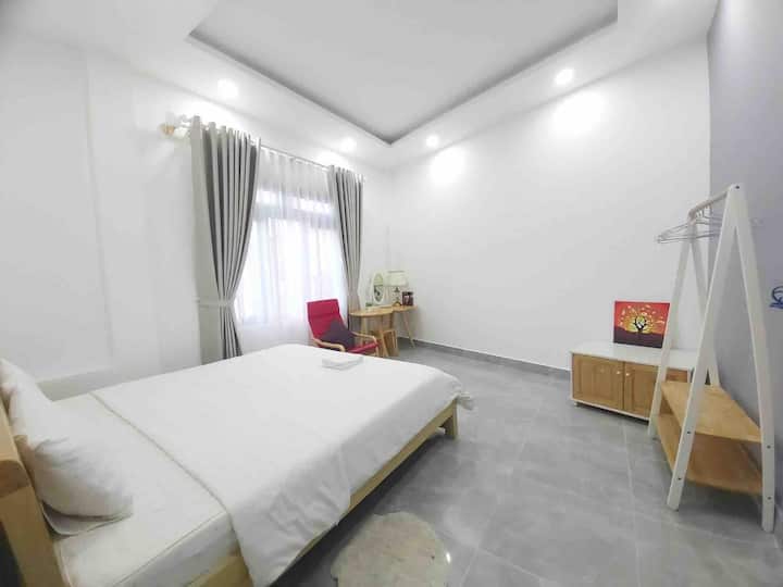 Beautiful House For Families & Groups - Vietnam