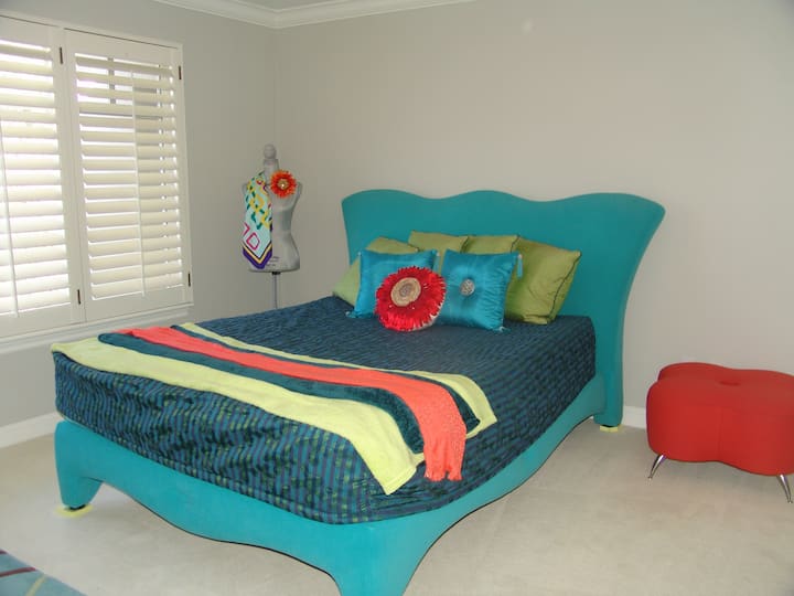 Relax In A Spa Like Paridise - Concord, CA