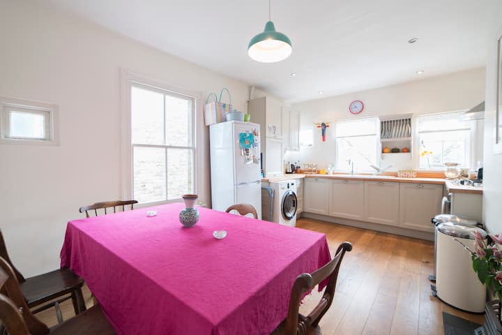 Spacious Flat In Wandsworth For Couple Or Single - Londres