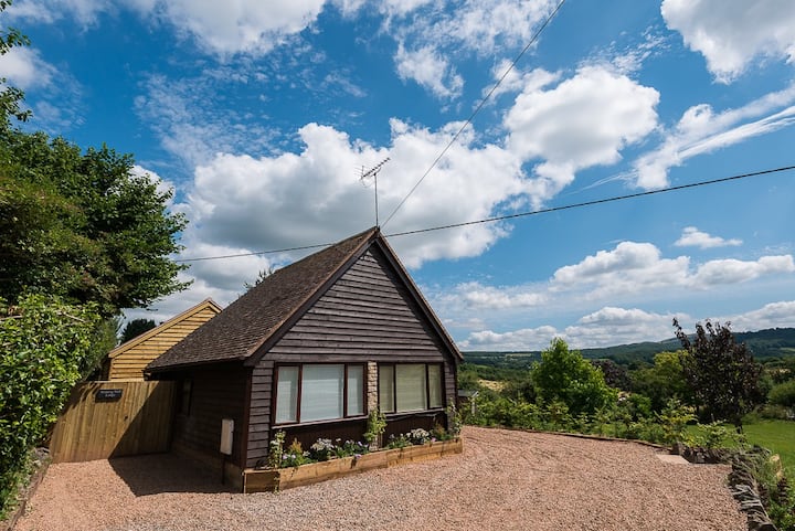 Perfect Little Bolt Hole - Malvern Hills