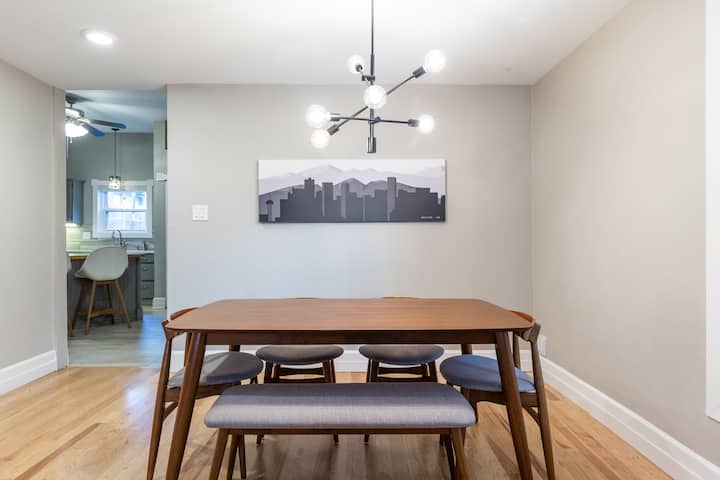 Walk To Downtown Occ | Mtn View| Foosbal | Hot Tub - Colorado Springs, CO